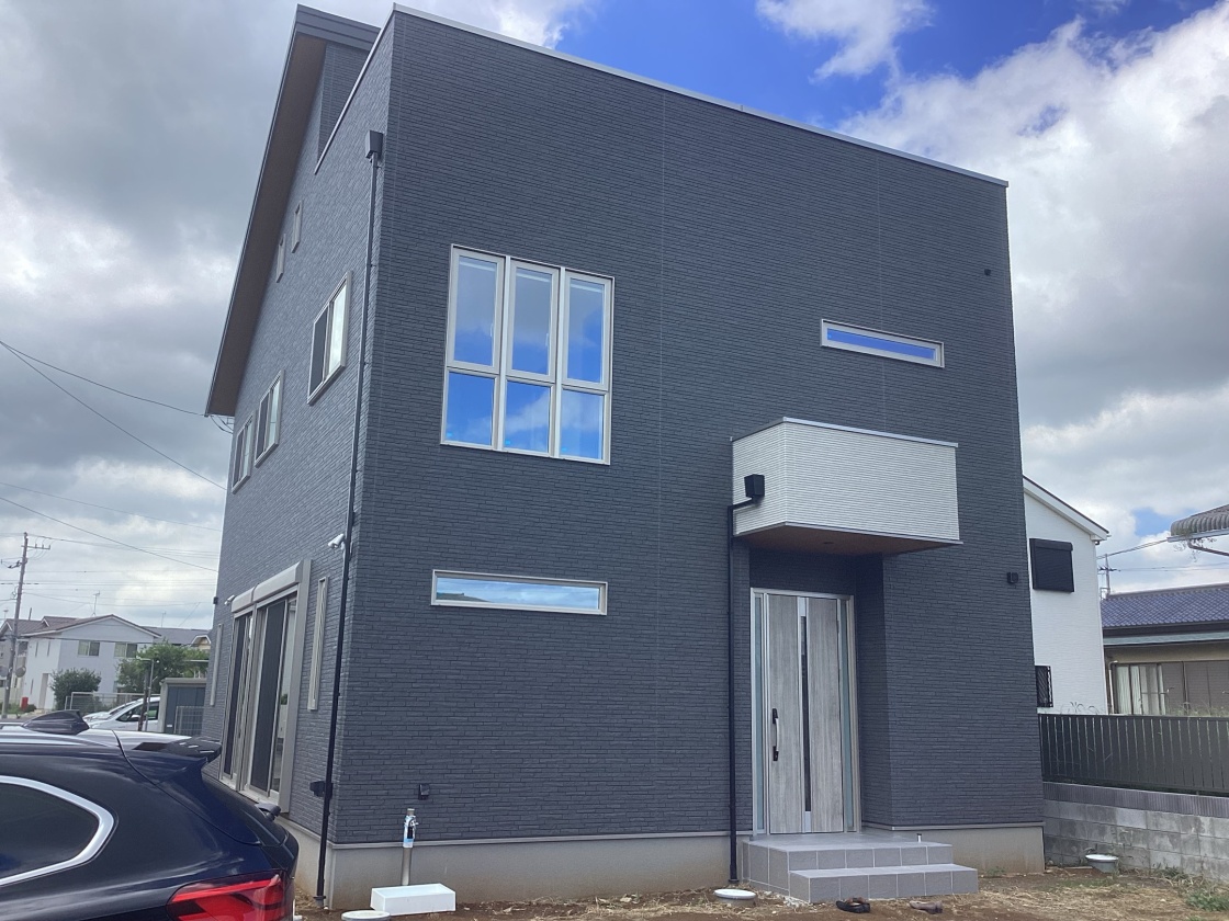 防音室(ｼｱﾀｰﾙｰﾑ)・19帖のLDK＋TVボード裏の4帖書斎・ｼｭｰｽﾞｸﾛｰｸ 見どころ満載 | 桧家住宅｜注文住宅・ハウスメーカー